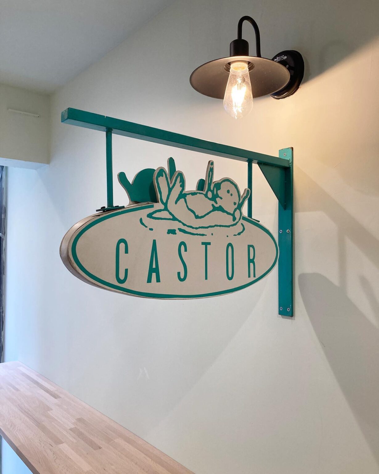 カストールのラッコ – CASTOR & Laboratory